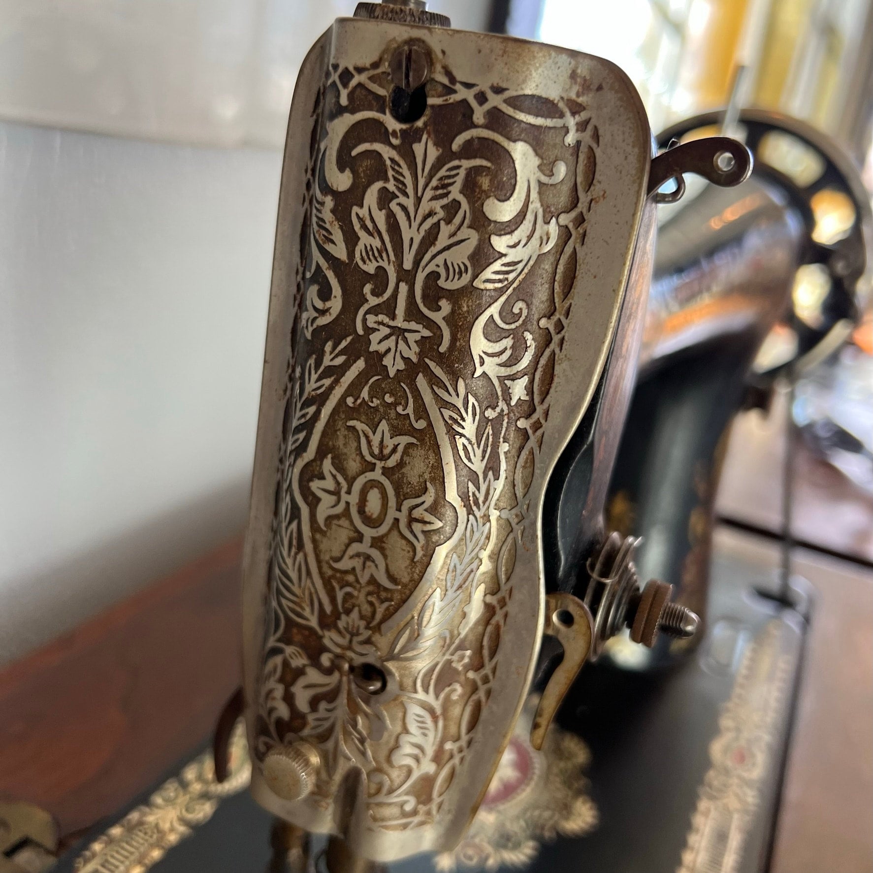 c.1918 Ornate Singer Treadle Sewing Machine | Madison Street Salvage